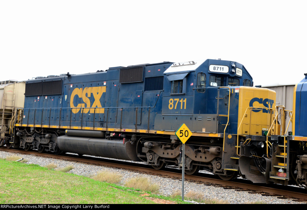 CSX 8711